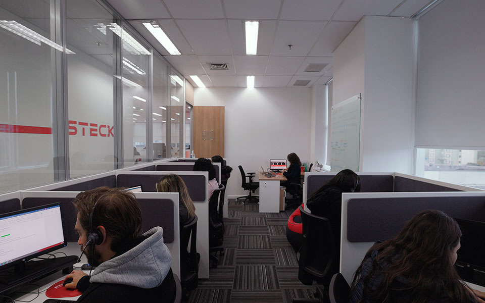 STECK. E tudo se liga!