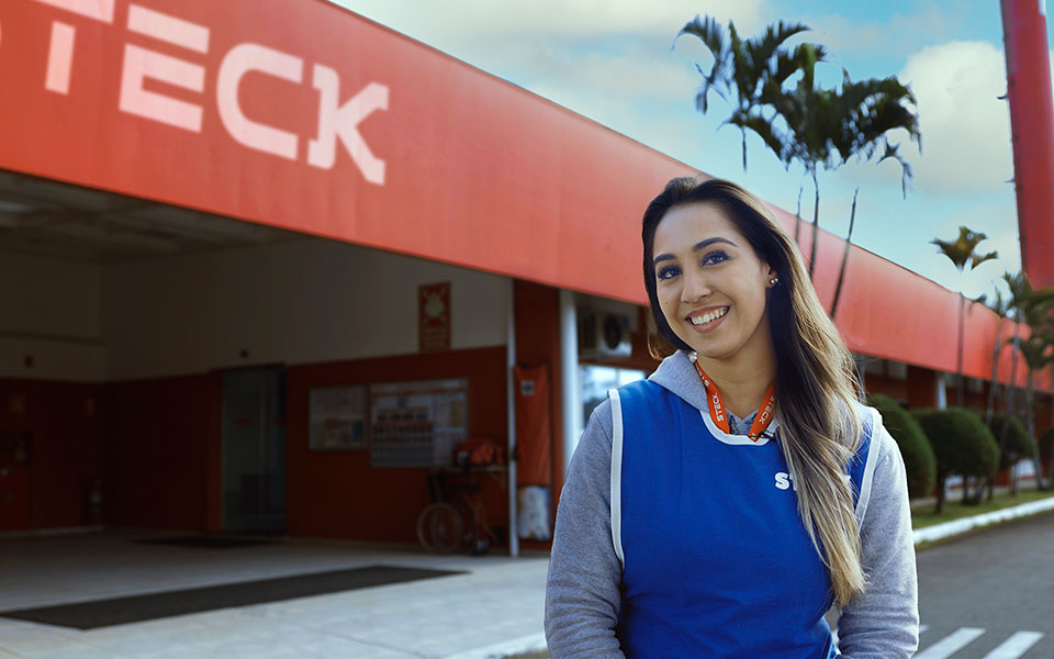 STECK. E tudo se liga!